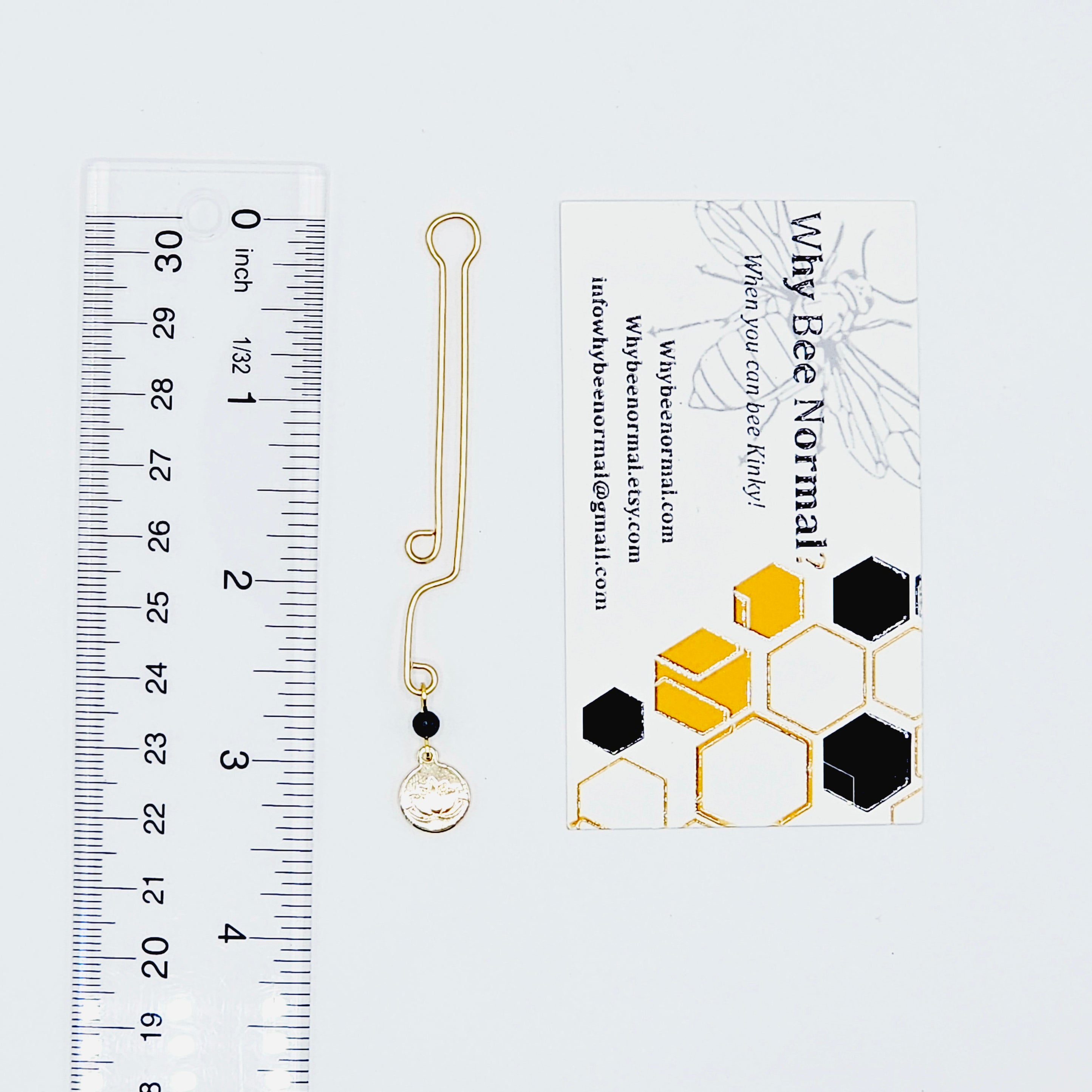 Gold Labia Clip with 18k Gold Lotus Flower. Non Piercing Clit and Labi ...
