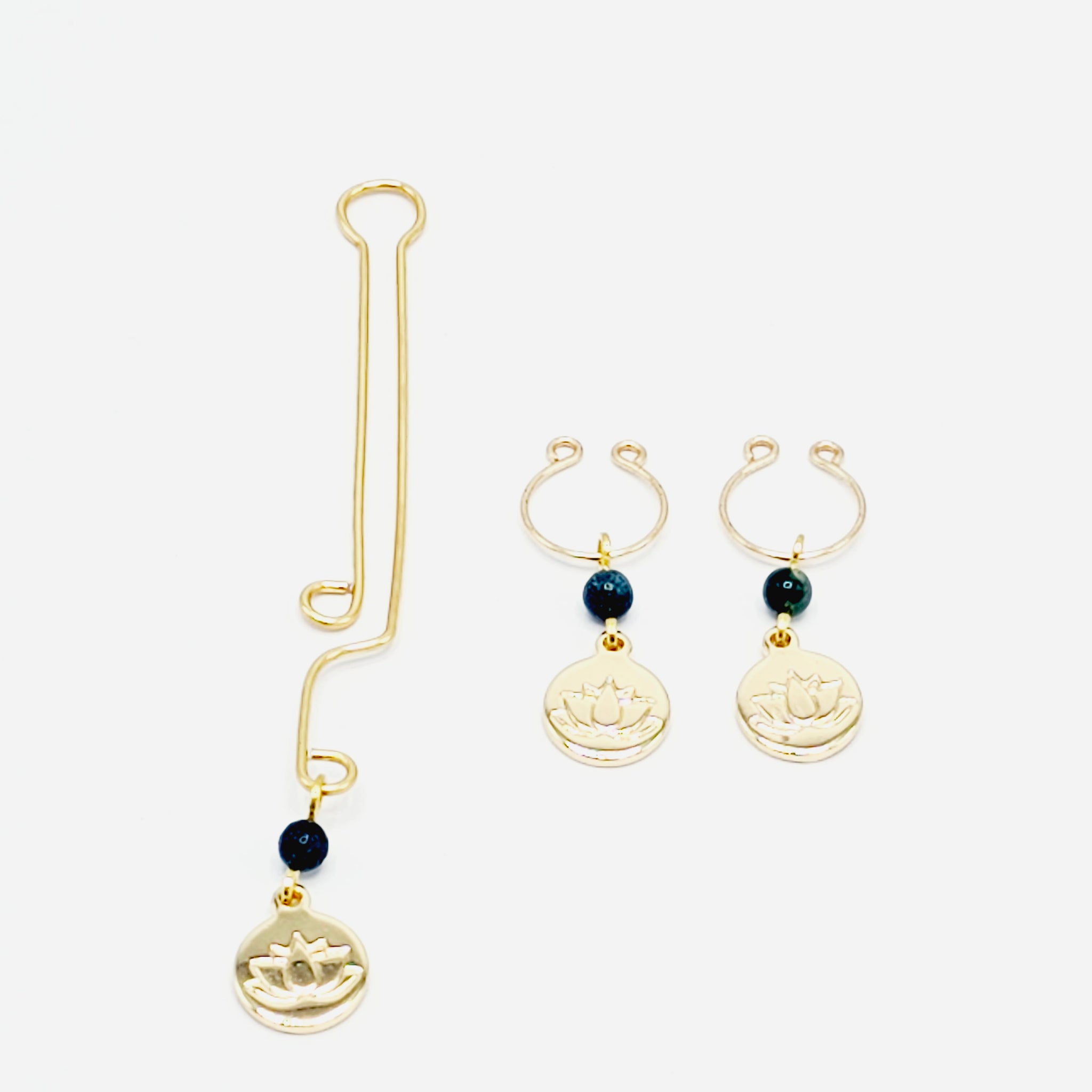 Gold Labia Clip with 18k Gold Lotus Flower. Non Piercing Clit and Labi ...